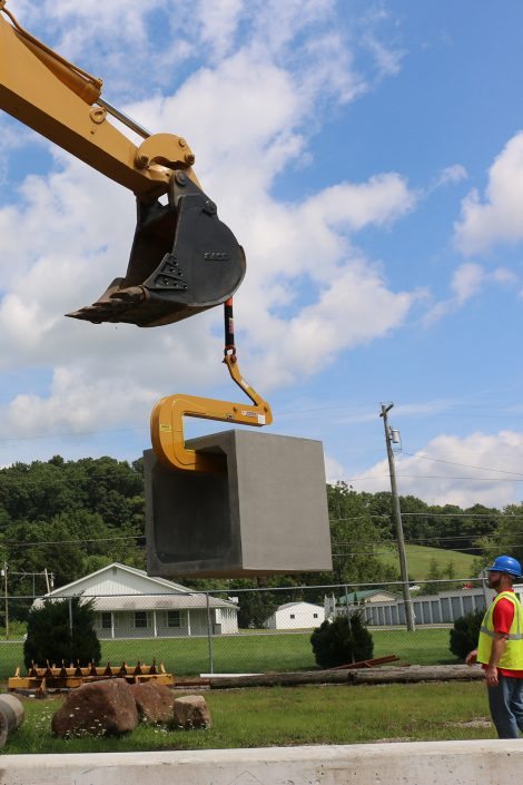 Kenco Pipe Hook With Detachable Box Culvert Wings | Kenco